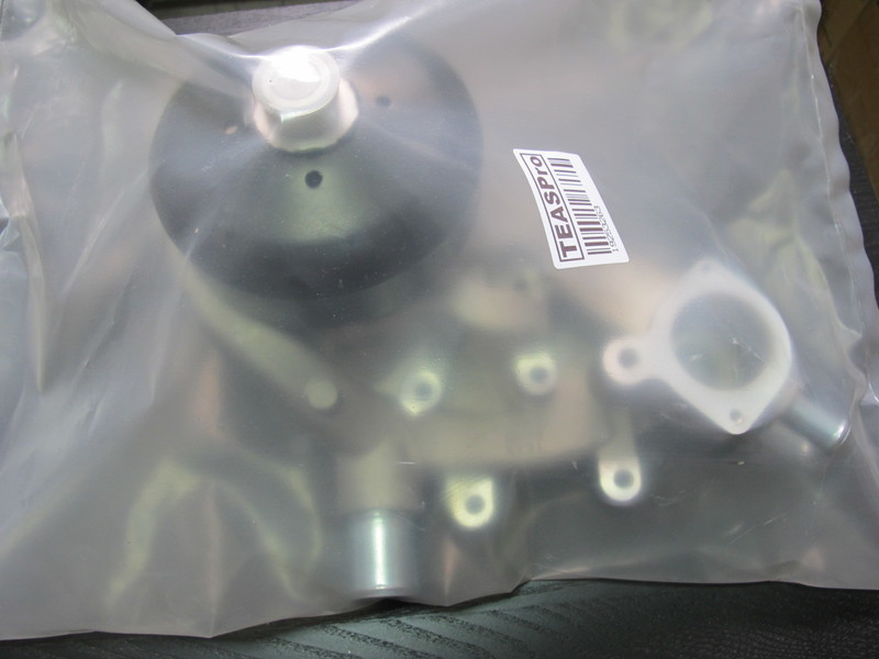 Водяной насос HUMMER H2 | DMCAT.RU